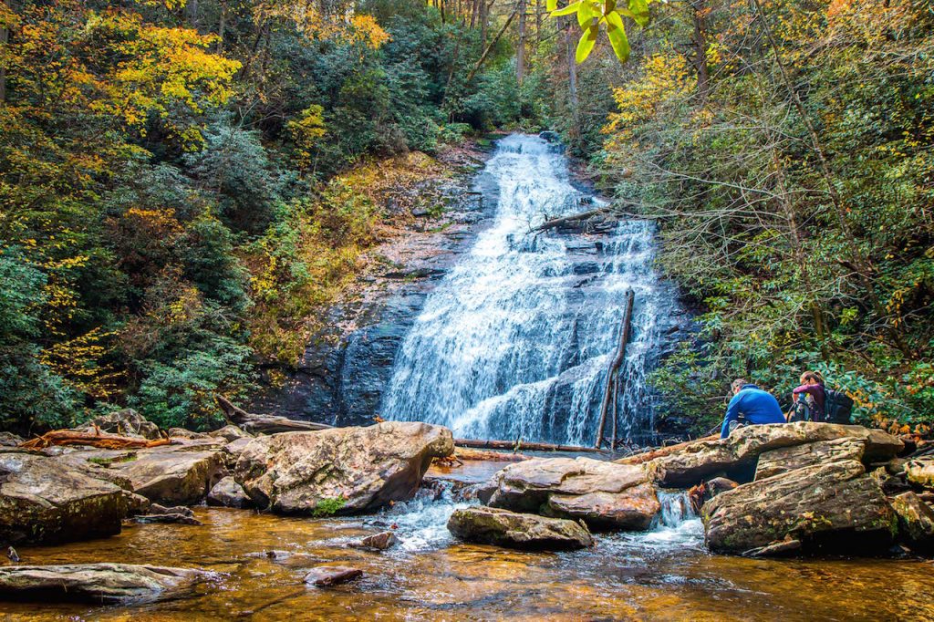 The 25 Best North Georgia Waterfalls (& How to Get to Them)