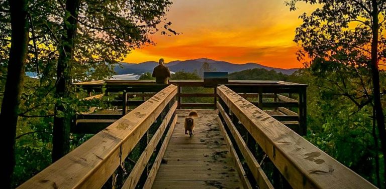North Georgia Mountains - Blue Ridge Mountains Travel Guide