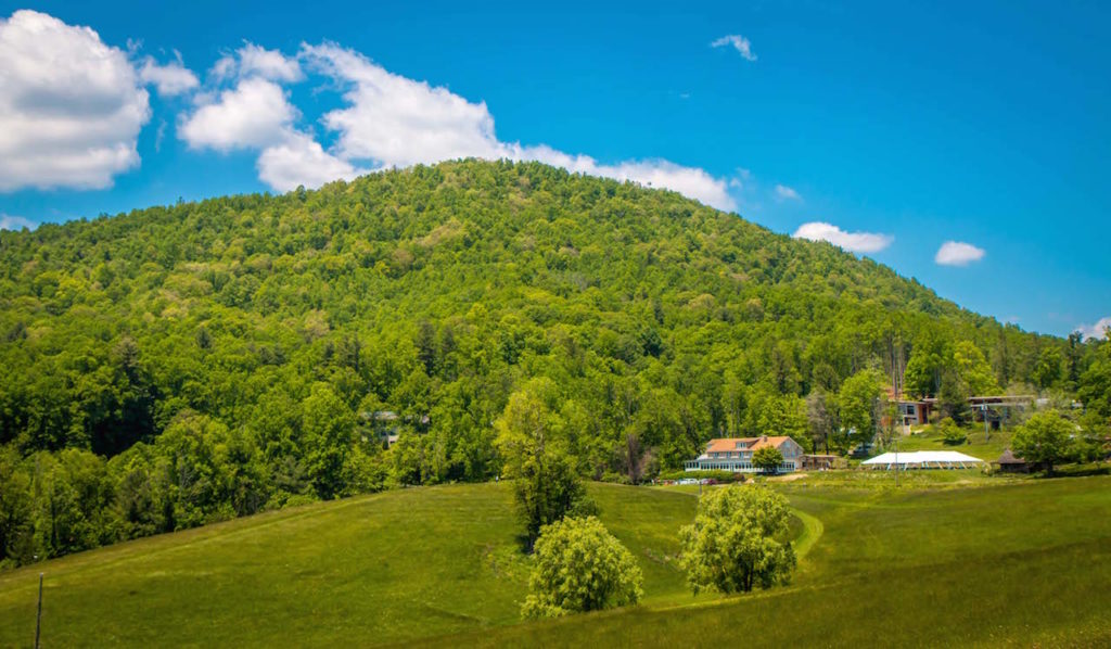 The 15 Best Things to Do in Burnsville NC