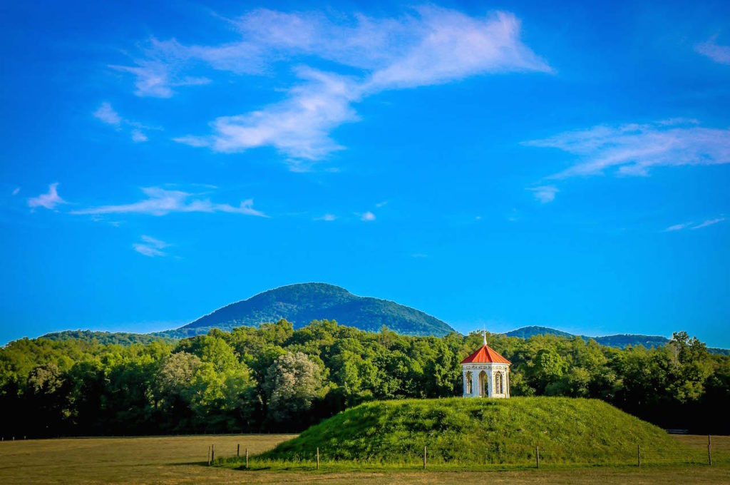 6 Incredible Indian Mounds in Georgia to Visit