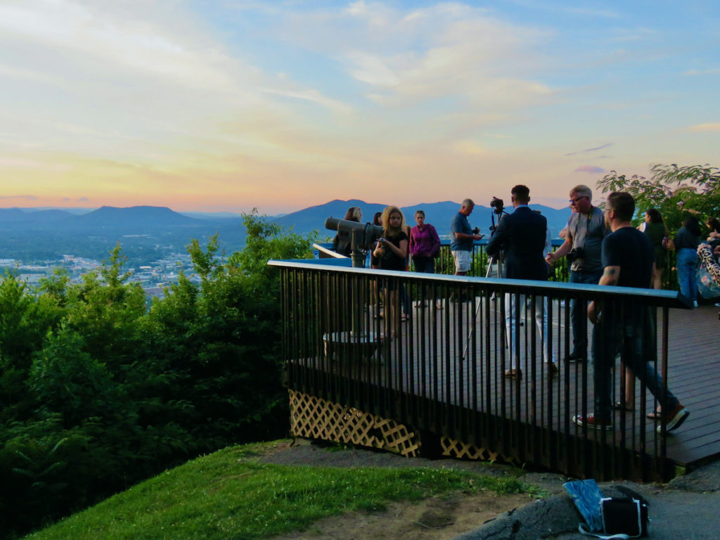 Visiting Mill Mountain Park & the Roanoke Star in Roanoke VA