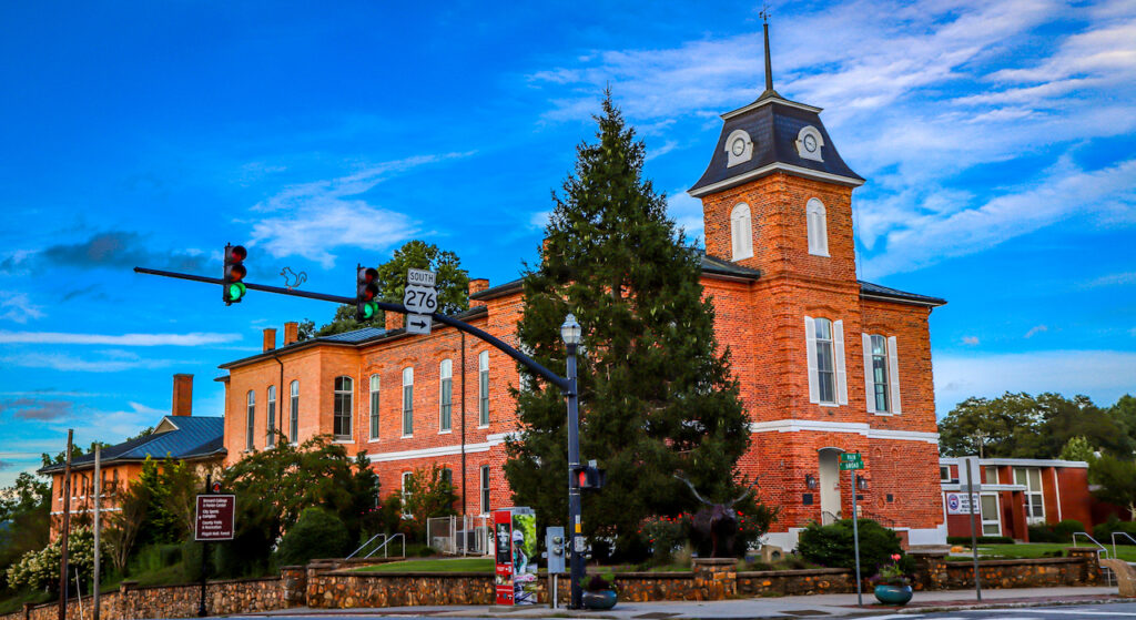 The 30 Best Blue Ridge Mountain Towns to Visit in 2025 - Blue Ridge ...