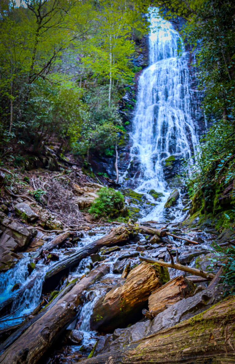 The 10 Best Waterfalls Near Cherokee NC to Visit