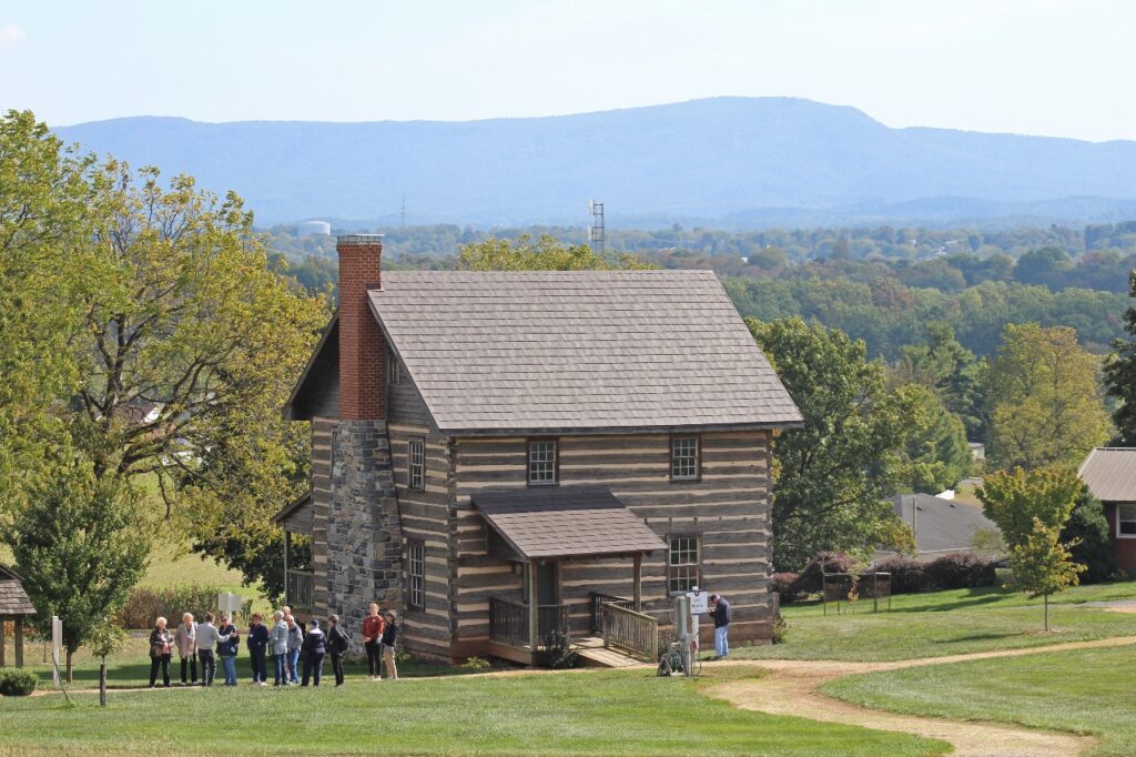30 Facts About Mennonite History, Culture & Amish Connections - Blue ...