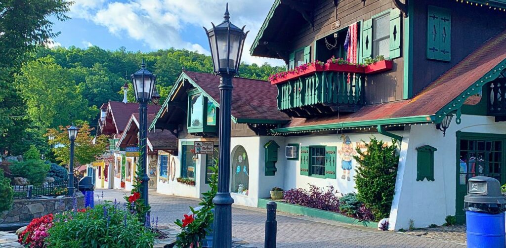 North Georgia Mountains - Blue Ridge Mountains Travel Guide