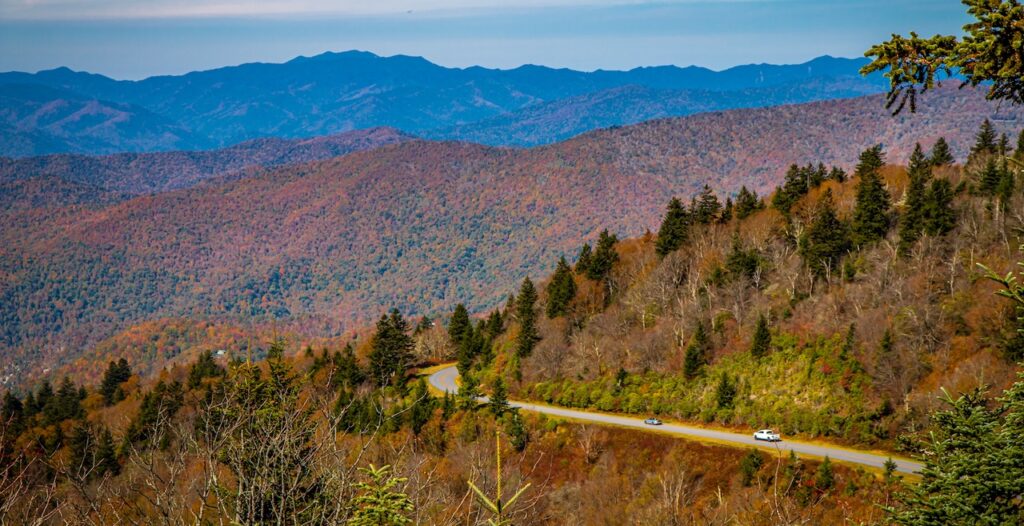Blue Ridge Parkway - Blue Ridge Mountains Travel Guide