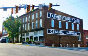 The Top 10 Things to Do in Floyd VA - Blue Ridge Mountains Travel Guide