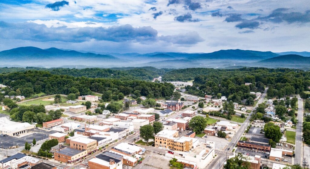 40 NC Mountain Towns Officially Open to Visitors (As of 10/29/24 ...